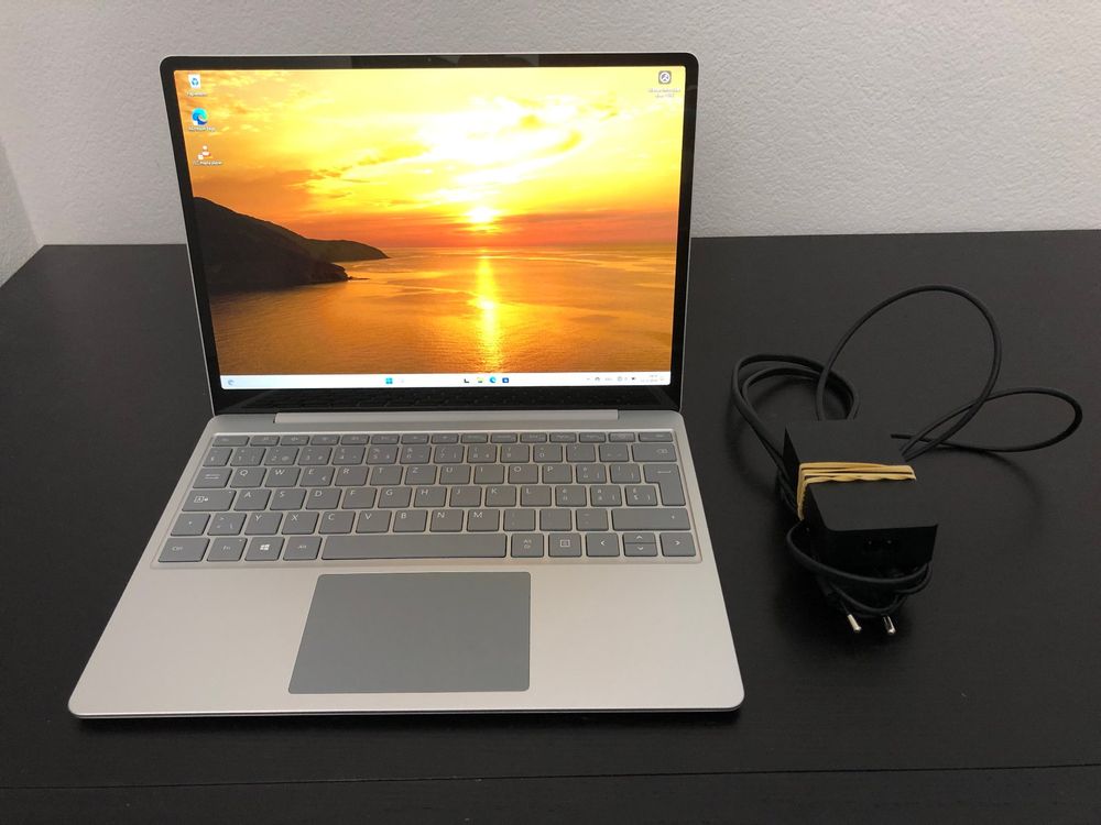 Surface Laptop Go, i5-1035G1, 1536x1024, Akku 96%, 256GB SSD | Acheter ...