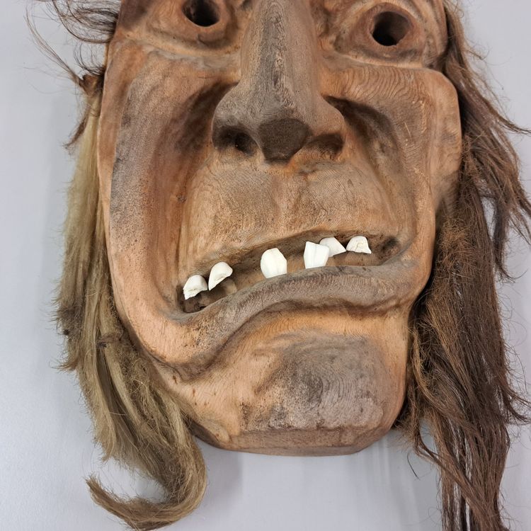 Grosse Holzmaske Fratze Holzschnitzerei Maske | Kaufen auf Ricardo