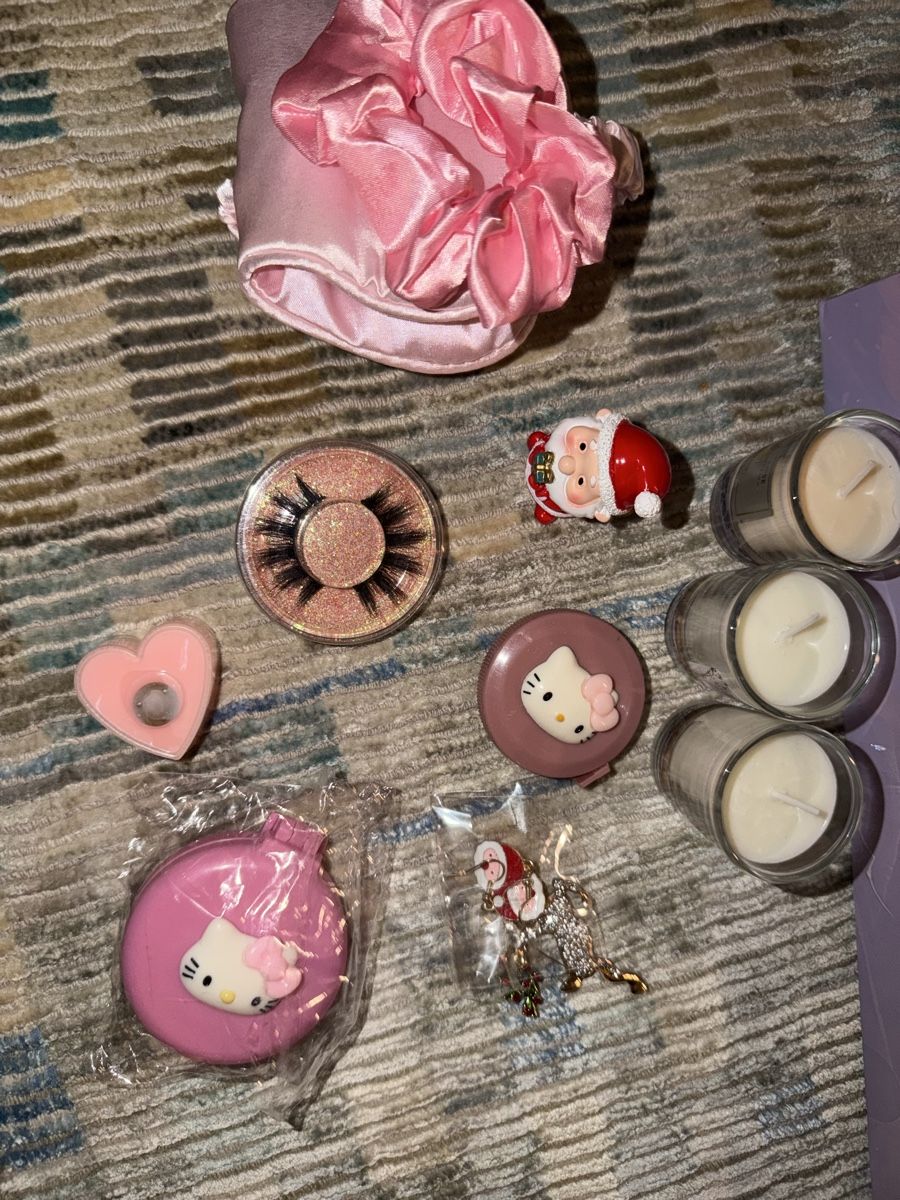 Parts fromChristmas Mystery Box with Candles and Accessorie (Neu ...