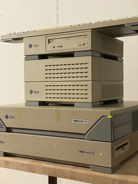 SPARCstation 5 / SPARCserver 10 + CD drive + HDD (Gebraucht) in Luzern ...