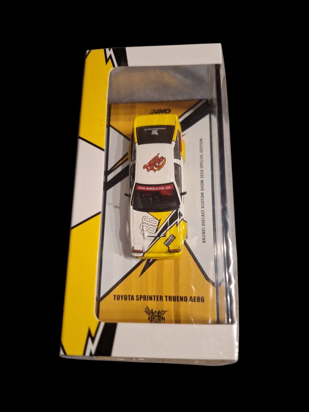 Inno64 Brunei Exclusive AE86 "Wildcard" DieCast Kustom Show (Neu und ...