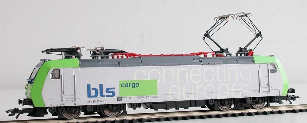 Trix elektr. Lokomotive BR 485 BLS H0 | Kaufen auf Ricardo