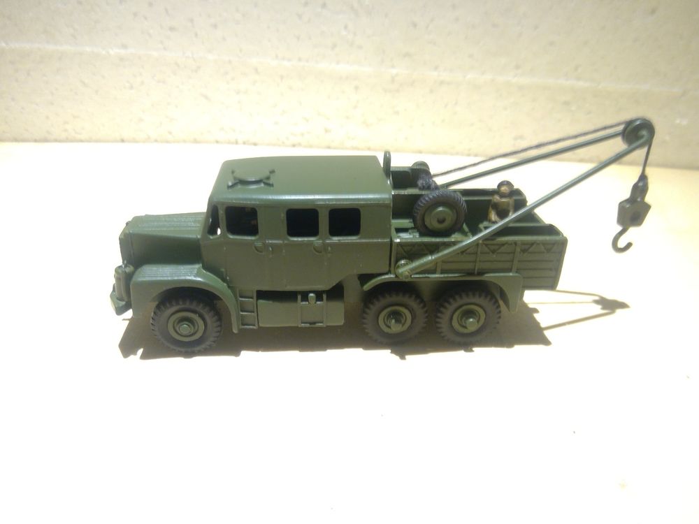 Dinky, artillery tractor/wrecker, Nr. 689, Code 3 (recycled) (Gebraucht ...