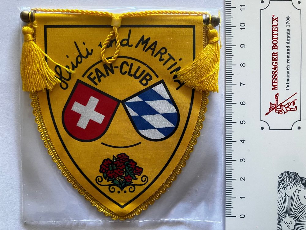 Vintage Fanion/Wimpel FAN-CLUB Heidi und MARTINA (Neu und originalverpackt) in Gland für CHF 8 ...