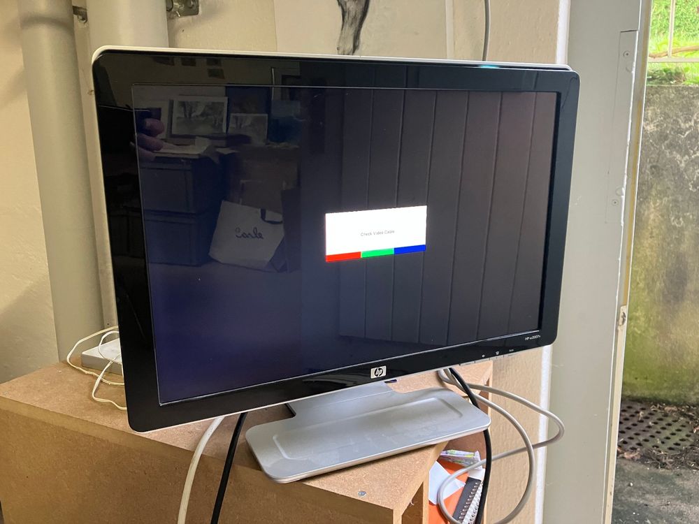 Bildschirm / Monitor HP w2007v | Kaufen auf Ricardo