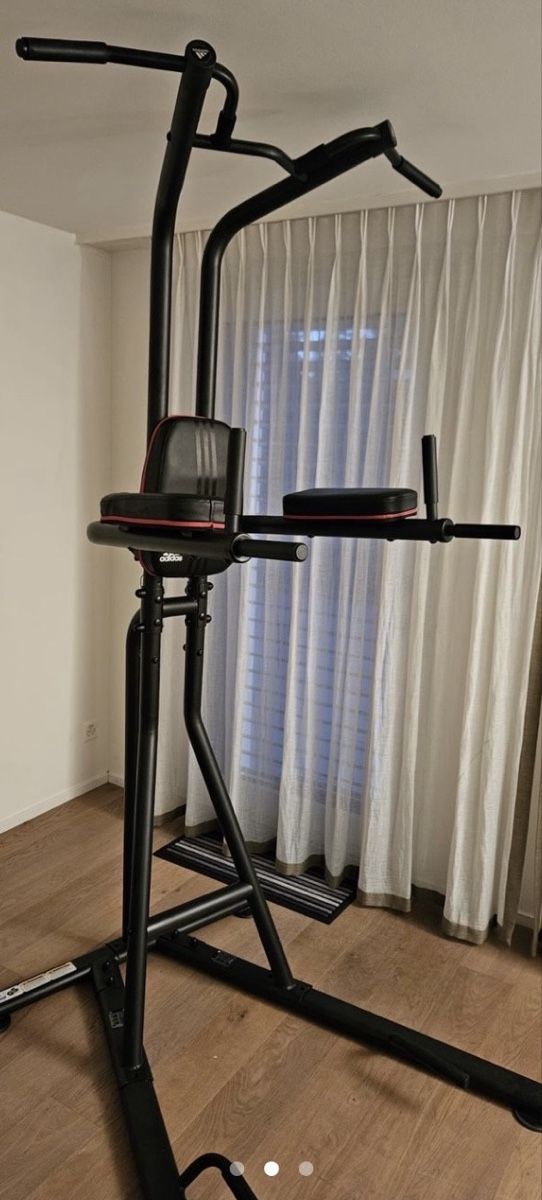 Adidas Performance Power Tower (Gebraucht) in Hinwil für CHF 30 – nur ...