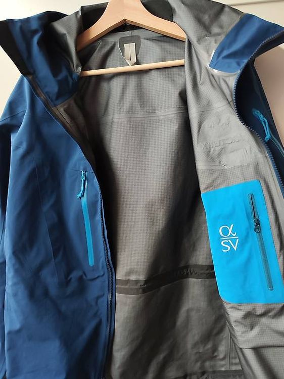 ArcTeryx Alpha SV Hardshell Jacke, L, neu! (Neu (gemäss Beschreibung ...