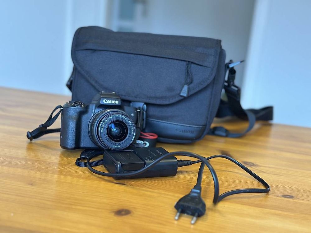 Canon EOS M50 Mark || + 15-45mm quasi neu (Gebraucht) in Grenchen für ...
