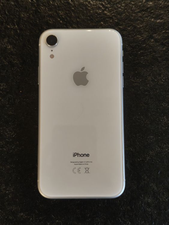 iPhone XR, 128 GB, Weiss, Inkl. 2 Hüllen! Top Zustand (Gebraucht) in ...