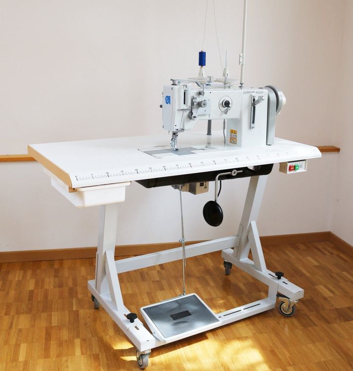 Dürkopp Adler 267 Leder-Nähmaschine Neu (Neu und originalverpackt) in Rehetobel für CHF 2490 ...
