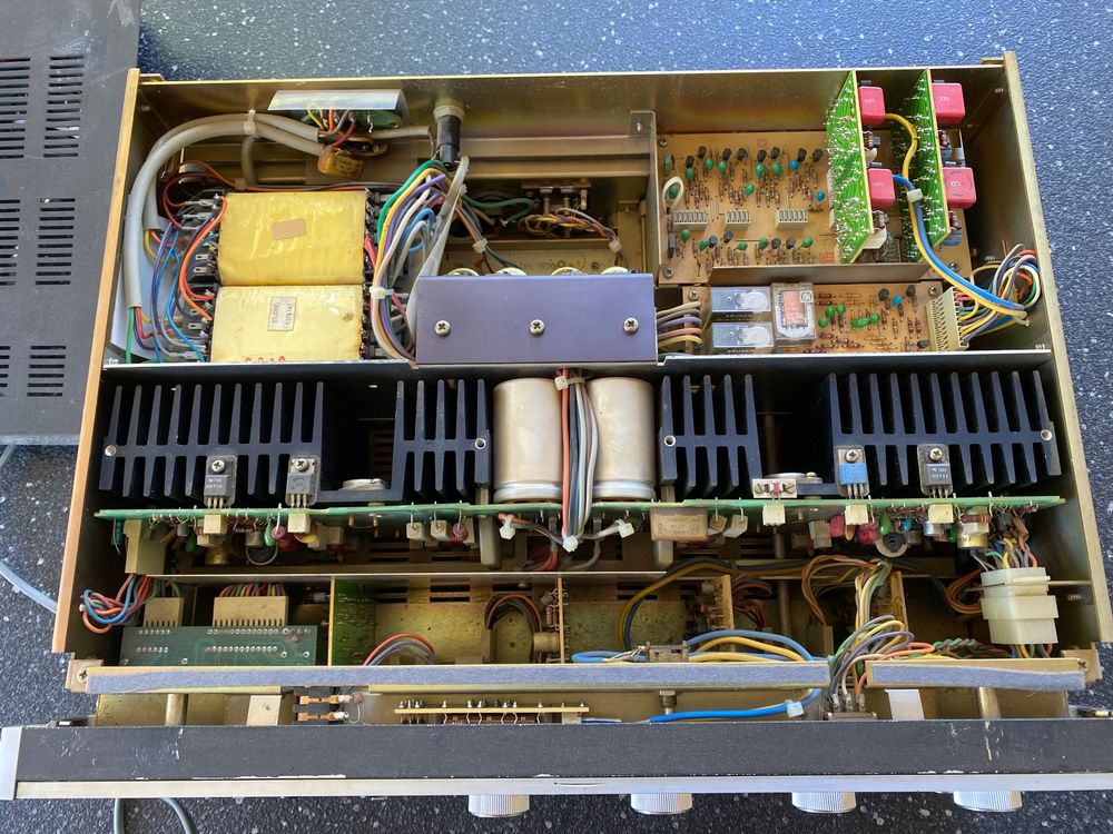 ReVox B 750 MKII Stereo Amplifier | Kaufen auf Ricardo