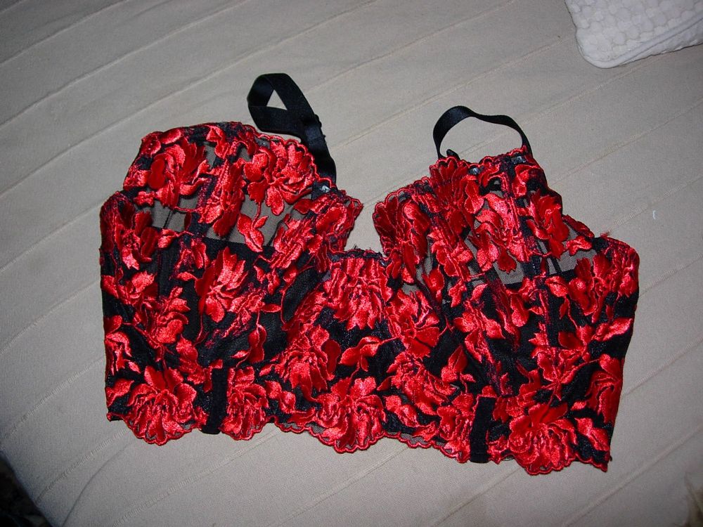 Spitzen-BH, schwarz-rot, 85D | Kaufen auf Ricardo