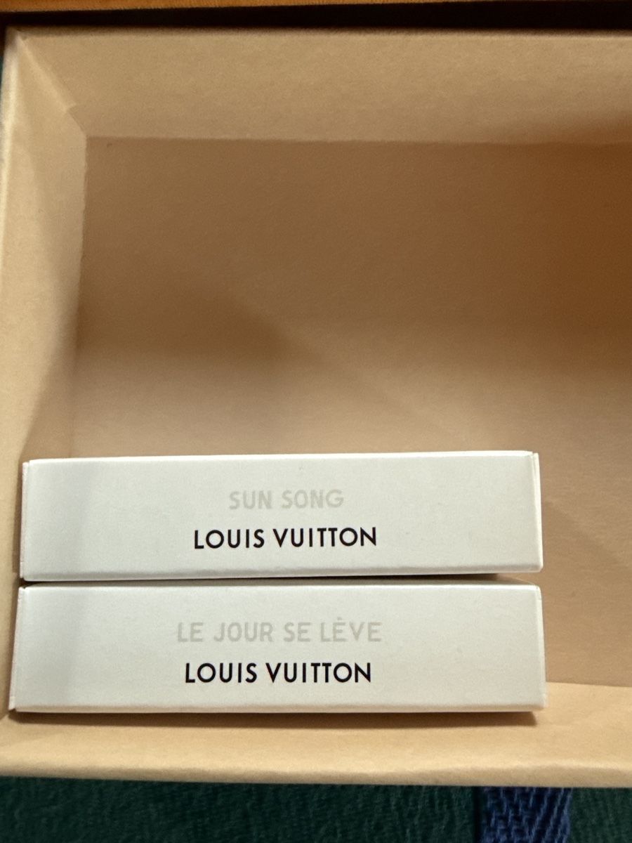 Louis Vuitton Duftproben Set, Sun Song & Le Jour Se Lève (Neu und ...