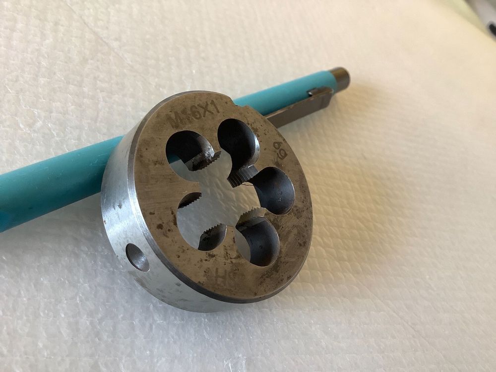 M16 x 1 Schneideisen Filière, unbenutzt von ESO Swiss | Kaufen auf Ricardo