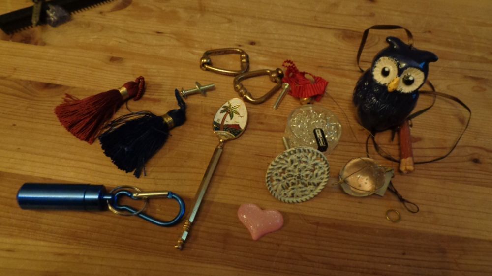 Schönes Lot mit Deko, Türgriffen und Schnickschnack... (Gebraucht) in ...
