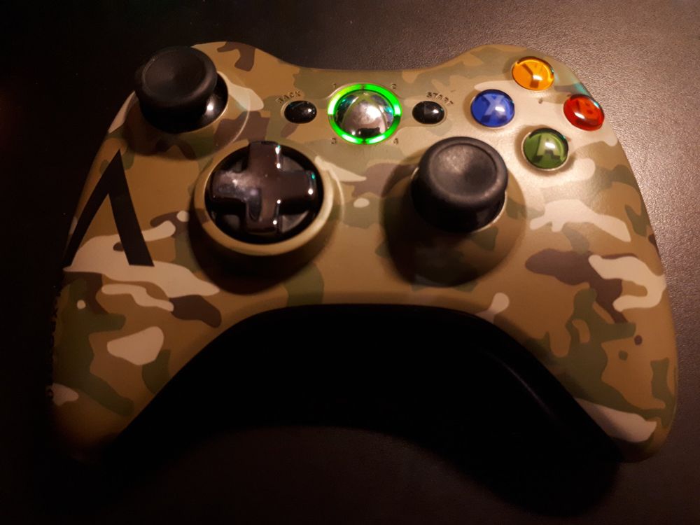 XBOX 360 - Original Controller - Camouflage Camo | Kaufen auf Ricardo