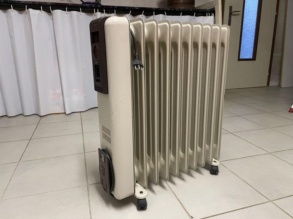 Heizkörper, Radiator Marke Mio Star, mit Thermostat (Gebraucht) in ...
