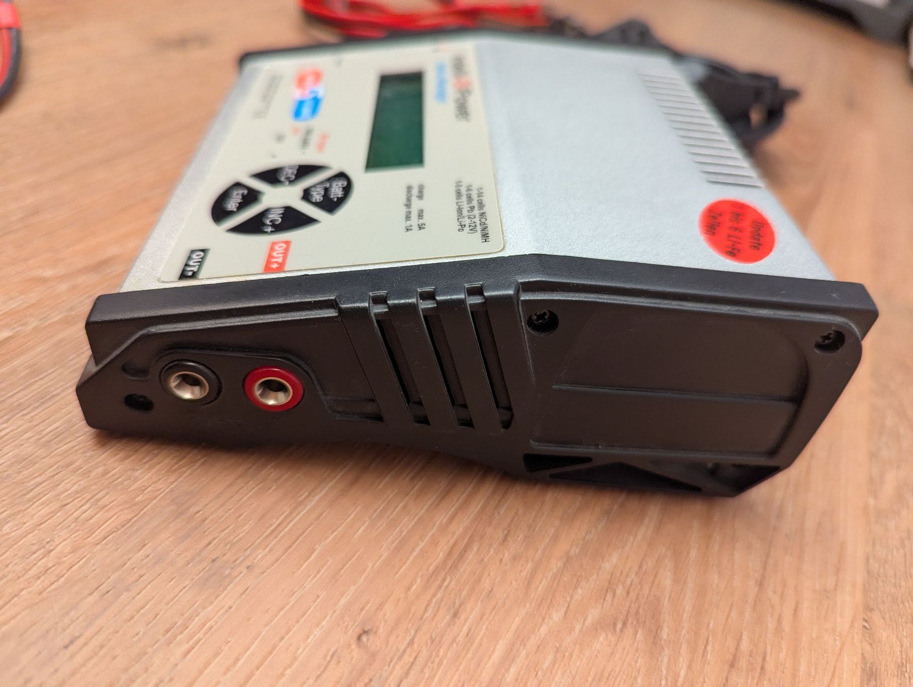 Simprop Intelli-BiPower Ladegerät (LiPo/LiFe/NiMH) – AC/DC (Gebraucht ...