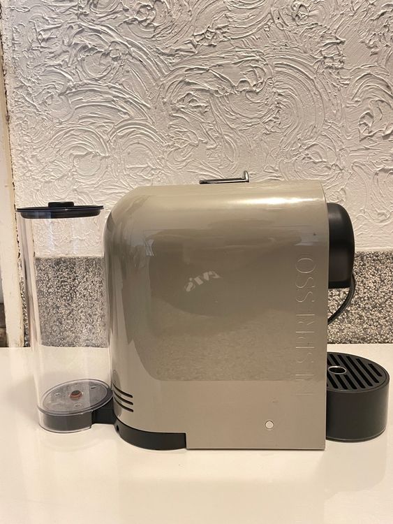 NESPRESSO Kaffeemachine // Beige (Neuf (Voir description)) à Regensdorf ...