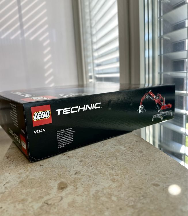 Top LEGO Technic Set! Material Handler 42144 mit echter Hebe (Neu und ...