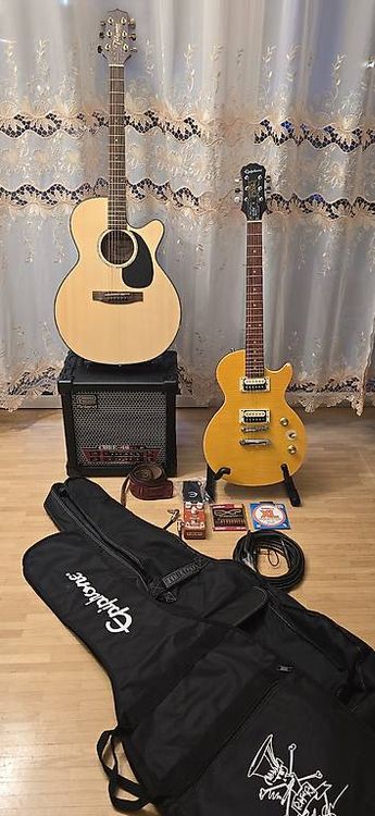 Set de 2 guitares + ampli + accessoires (D'occasion) à Lausanne pour ...