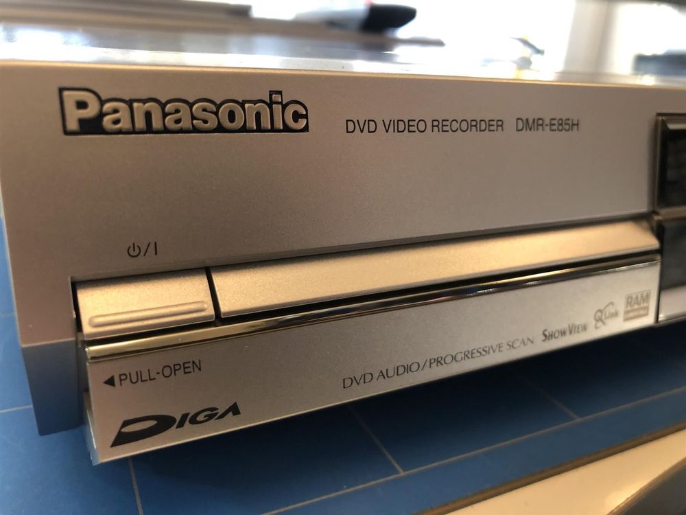 DMR-E85H Panasonic DVD-/HDD-Recorder (Gebraucht) in Neerach für CHF 29.5 – mit Lieferung auf ...