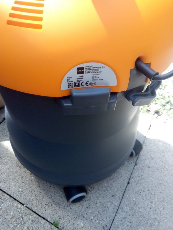 Wassersauger Taski Vacumat 12 (Neu (gemäss Beschreibung)) in Plaffeien ...