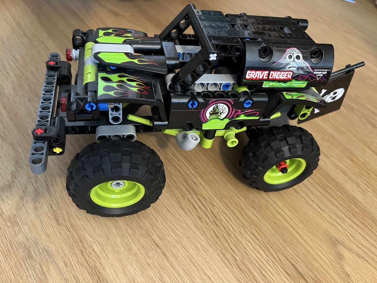 LEGO technic 42118 monster jam grave digger (Neu (gemäss Beschreibung ...