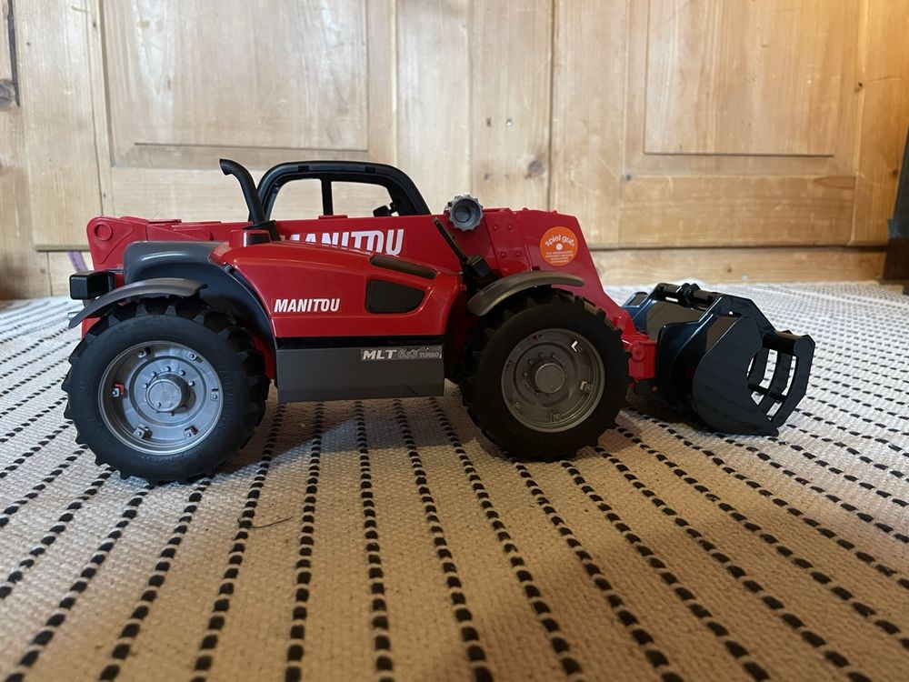 MANITOU Teleskoplader Spielzeugtraktor mit Zange | Kaufen auf Ricardo