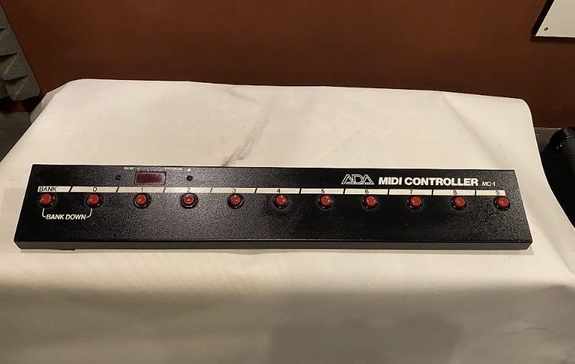 ADA MP-1 Röhren-Vorverstärker + ADA MC-1 MIDI Controller (Gebraucht) in ...