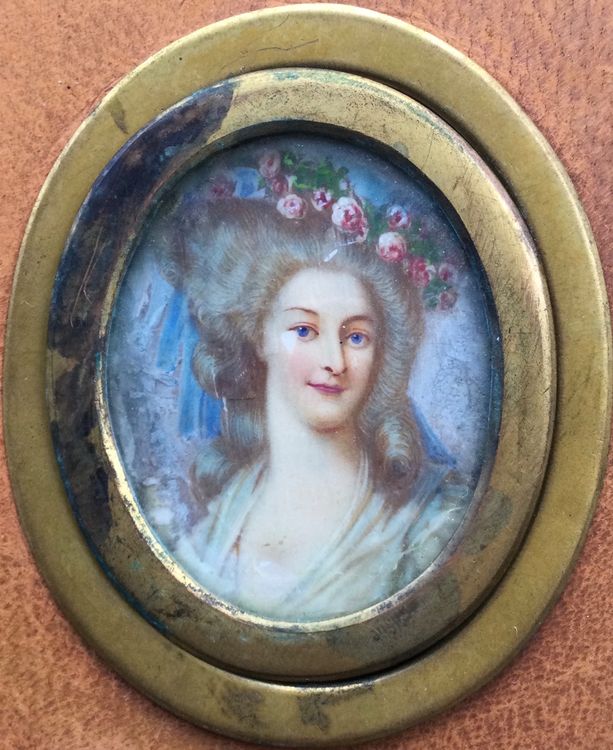 Antike Top Gemälde von eine Dame (Usato) a Root per CHF 15 – con consegna | Acquista su Ricardo