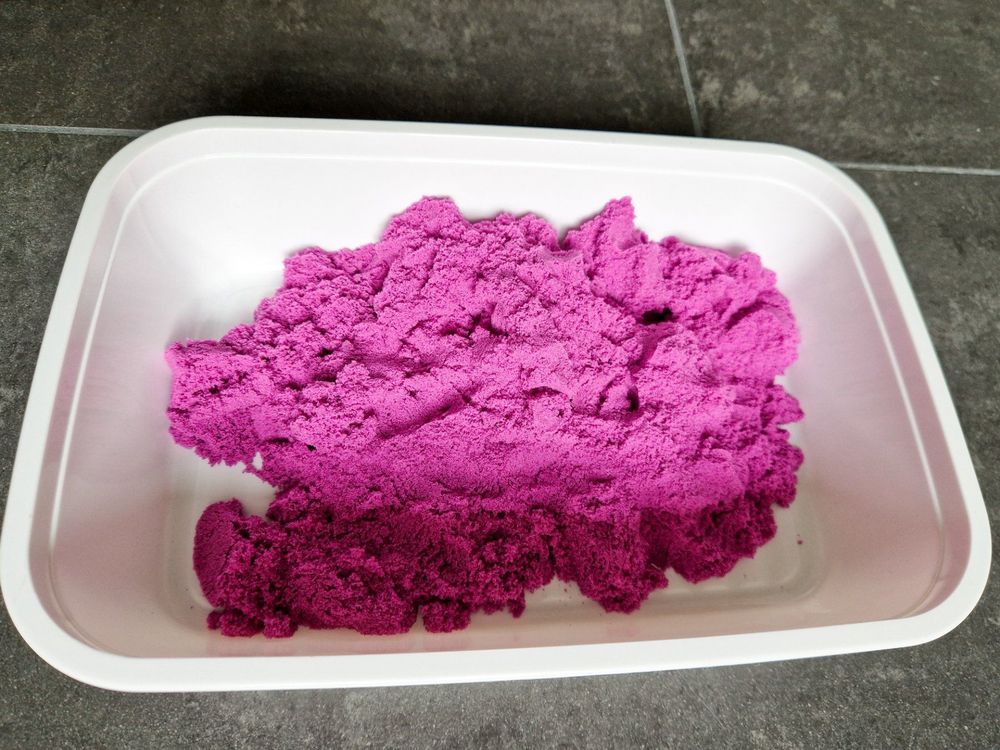KINETIC Sand 670g pink (Gebraucht) in Rämismühle für CHF 5 – mit ...