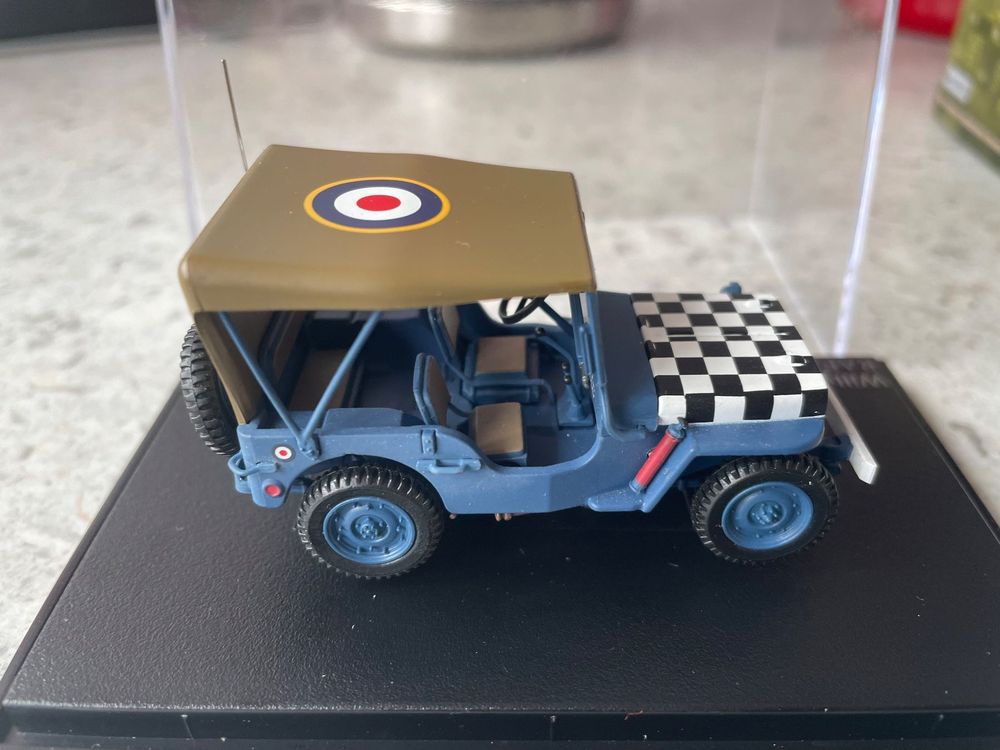 Willys Jeep Follow Me Royal Air Force 1/48 (Neu und originalverpackt ...