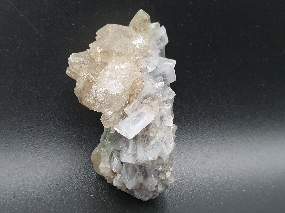 Adular mit Phantomquarz (Neu (gemäss Beschreibung)) in Holderbank SO ...