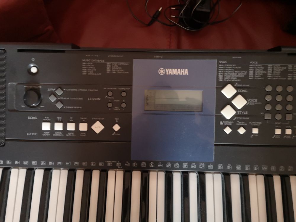 clavier Yamaha PSR E333 | Kaufen auf Ricardo