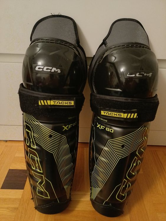 Knieschoner CCM Tacks XF80 (Gebraucht) in Winterthur für CHF 80 – mit ...