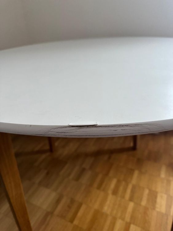 Round White Dining Table - Seats 4 - Good Condition (Neu (gemäss ...