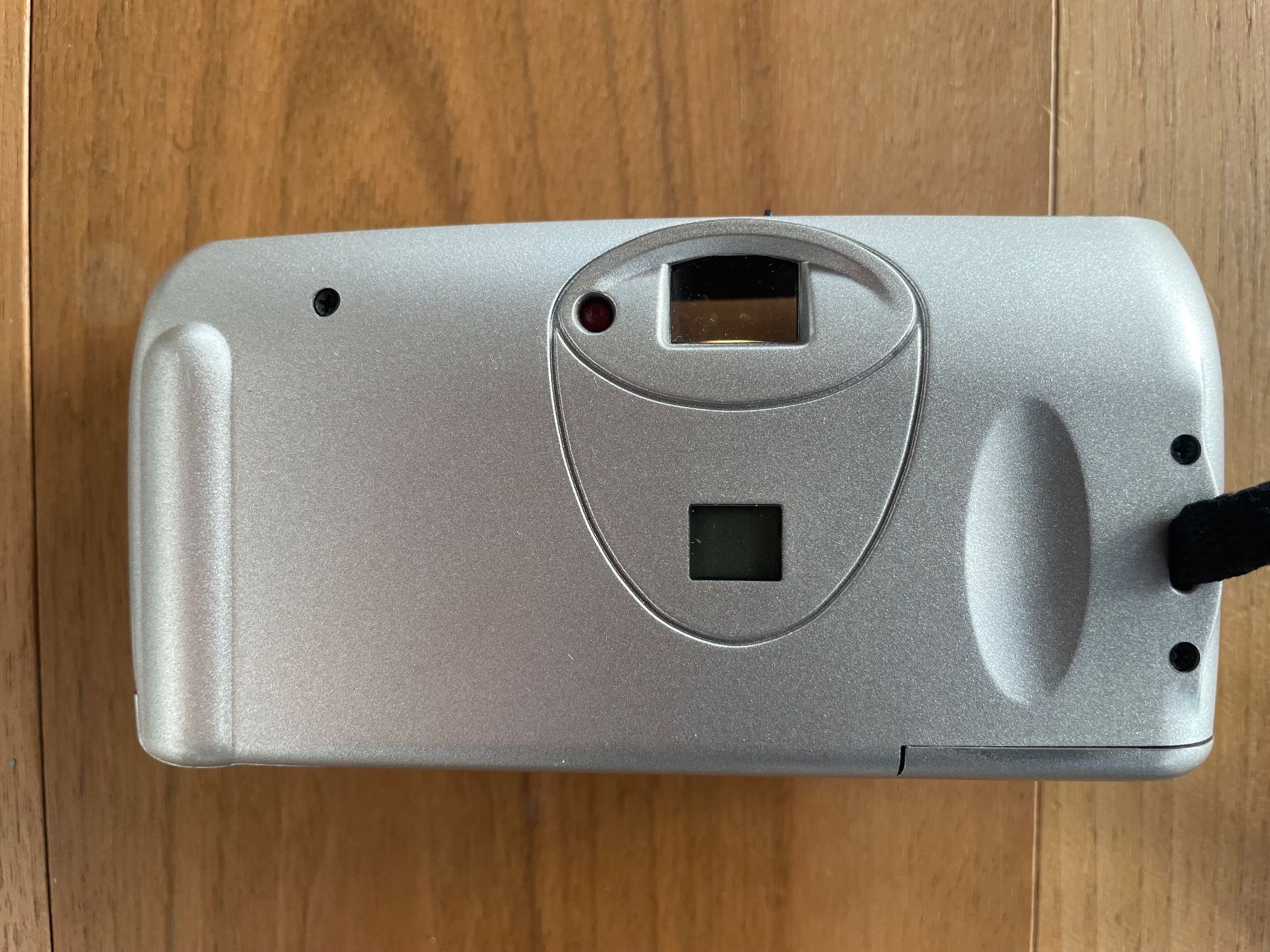 Kodak Advantix F300 mit 23mm/f6.6 Ektanar Linse, APS (Defekt) in Boll ...