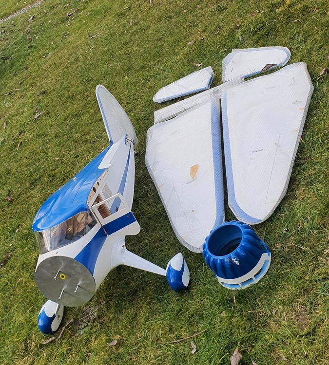 Grosse RC Stinson Reliant SR9 Modellflugzeug | Kaufen auf Ricardo