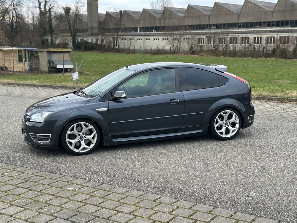 Ford Focus ST MK2 (Neu (gemäss Beschreibung)) in Oftringen für CHF 7500 ...