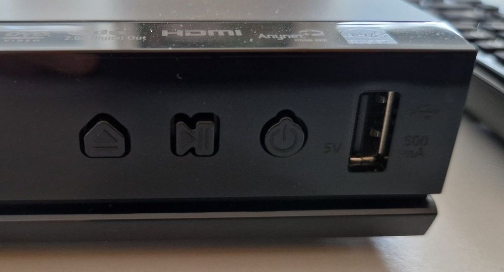 Samsung BD-J4500R Blu-ray Disc Player / DVD Player (Gebraucht) in ...