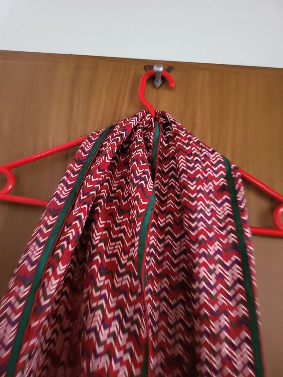 Echarpe soie Mirsa vintage rouge , verte et blanc (D'occasion) à ...