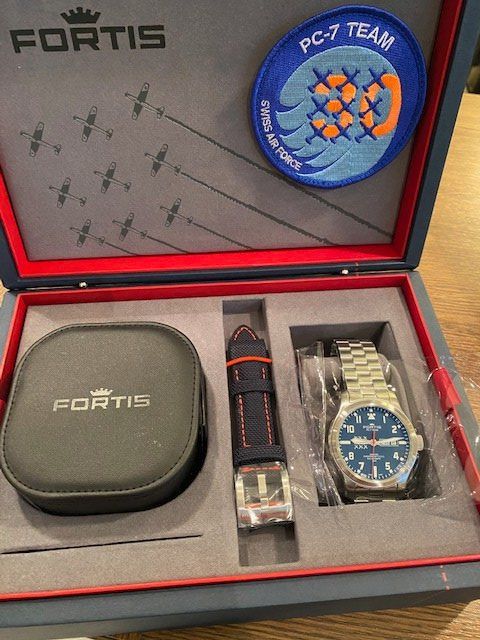 1 x FORTIS PC-7 TEAM-Day-Date Aeromaster - Nr. 164 of 300 | Kaufen auf ...