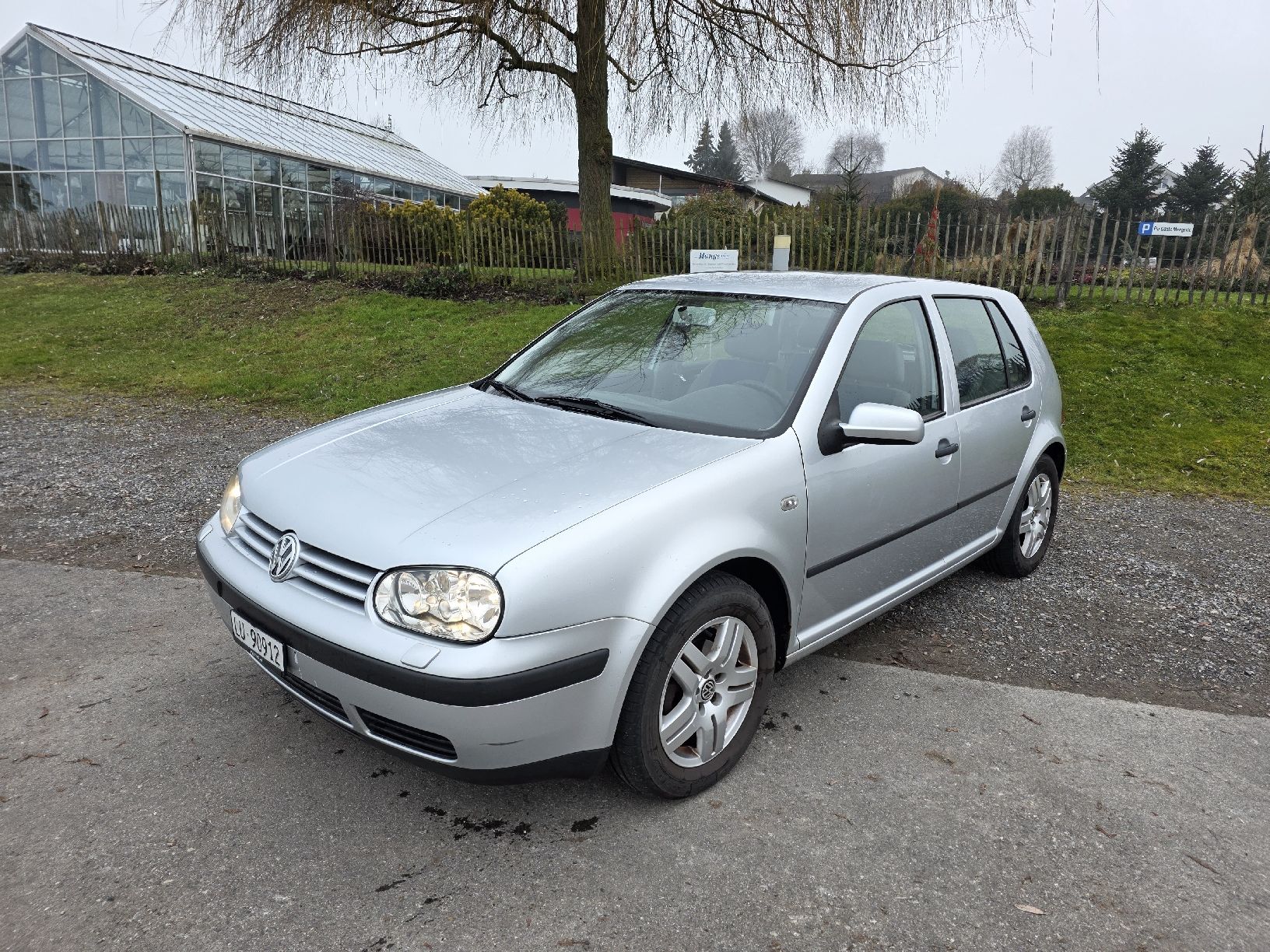 🔥 VW Golf 4 1.6 SR Automat! mit MFK 🔥 (D'occasion) à Schötz pour CHF ...