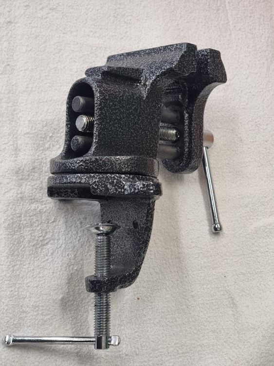Tisch Schraubstock / Amboss - Ideal für Werkstatt, Hobby! (Gebraucht ...