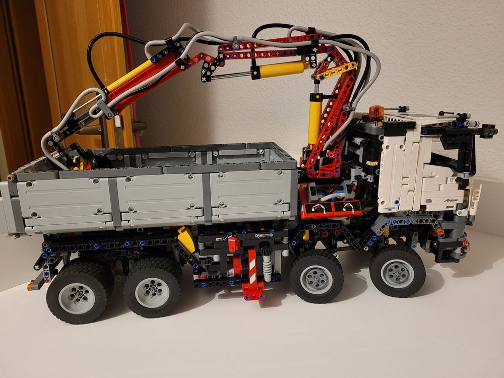 Mercedes Arocs Lego technic (Gebraucht) in für CHF 164 – mit Lieferung ...