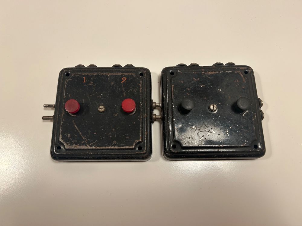 2x pupitre de commande 13722/2 antique en 0 | Kaufen auf Ricardo