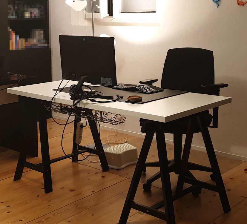 Stylish Desk - Chair included | Kaufen auf Ricardo