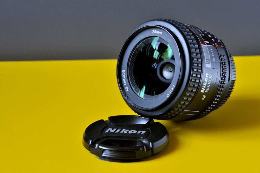 Nikon Nikkor 28mm f/2.8D mit OVP (Gebraucht) in Fleurier für CHF 170 ...