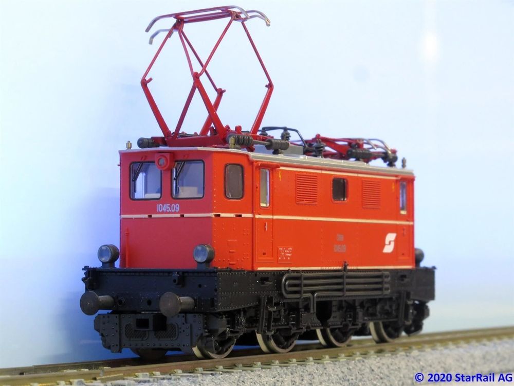 Roco 43701 ÖBB 1045.09 orange (Neu (gemäss Beschreibung)) in Ennetbaden ...